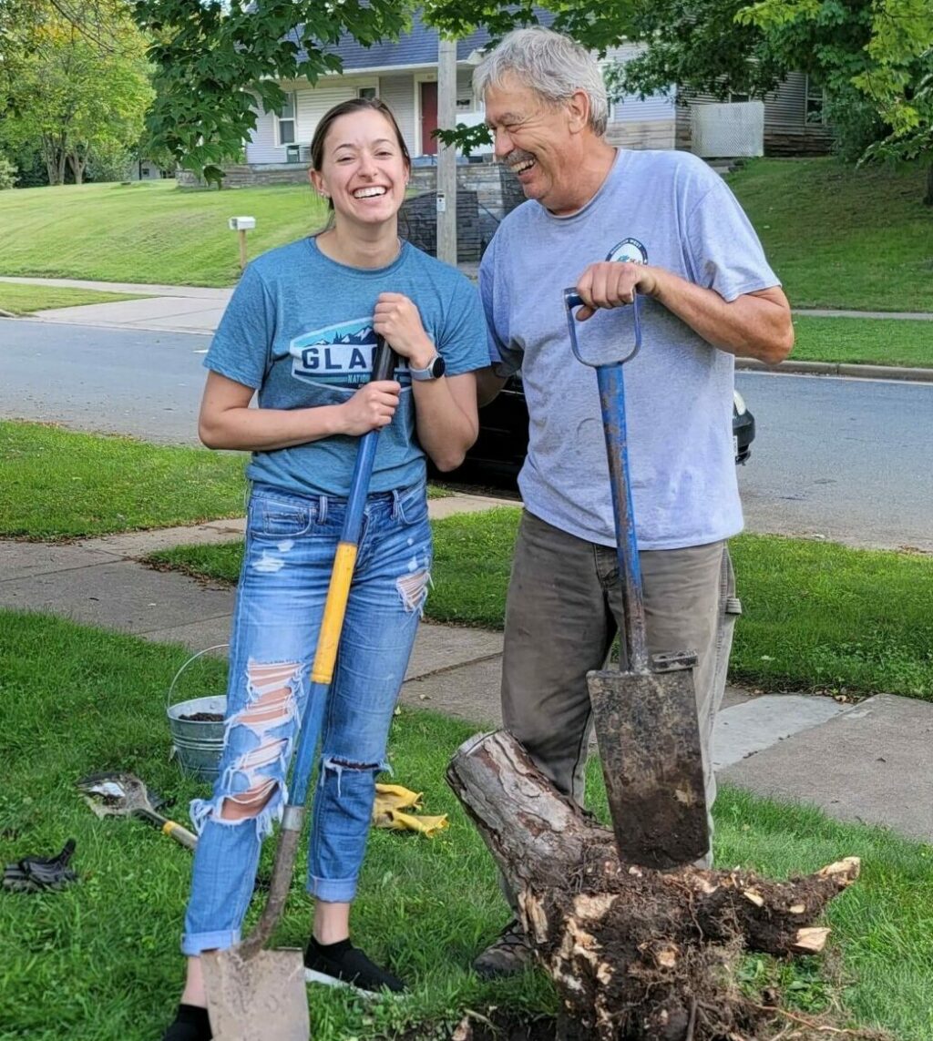 New Acorn Fund Will Grow to Support Pollinators and Clean Water - ECCFWI